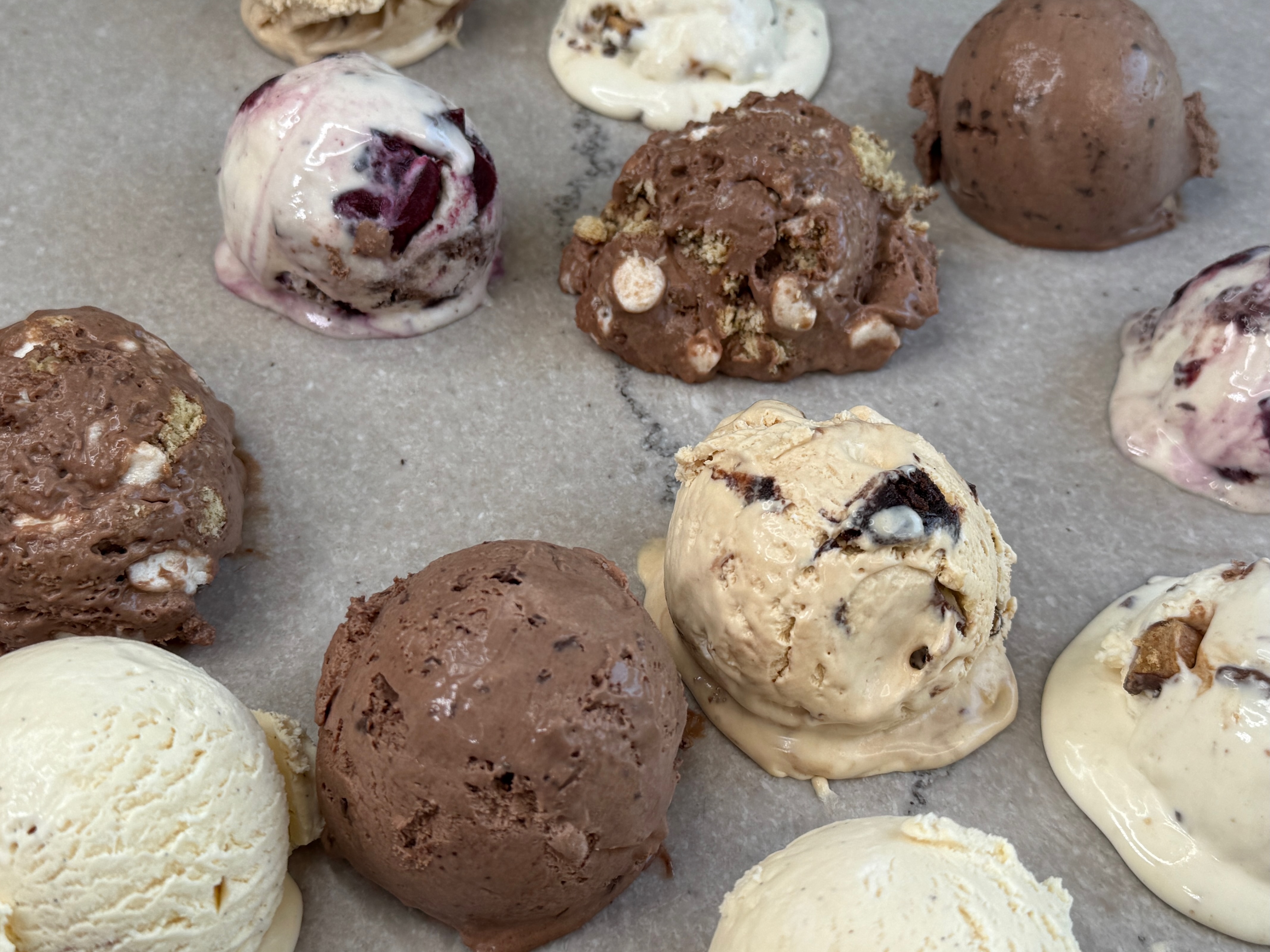 No Churn Ice Cream - Dina's Diner